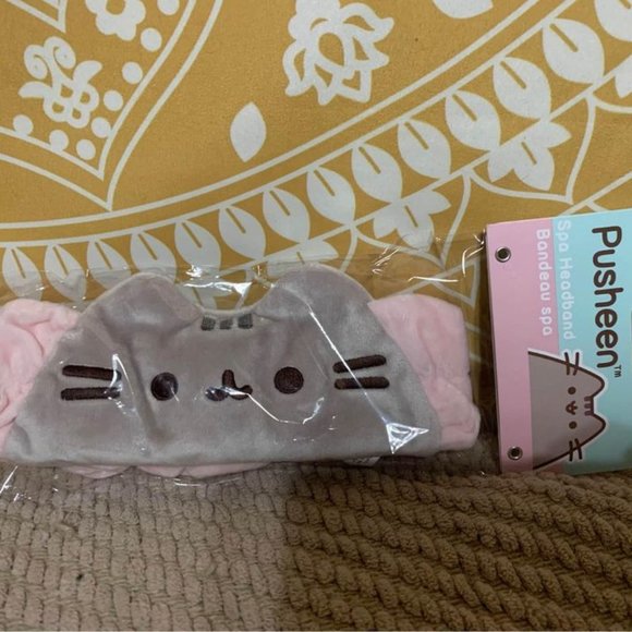 Pusheen | Accessories | Soft Pusheen The Cat Sleepmask New | Poshmark